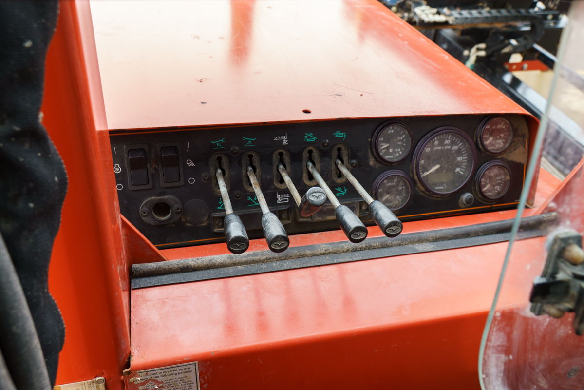 2013 Ditch Witch JT4020 MACH 1