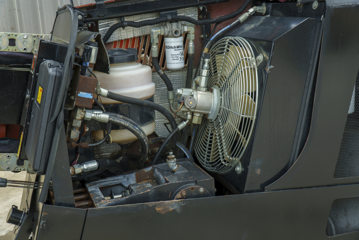 2016 Ditch Witch JT20